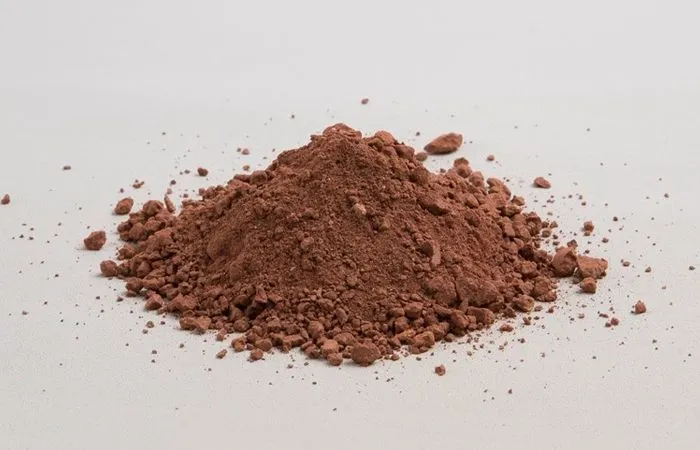 BARRO VERMELHO - White Minerals